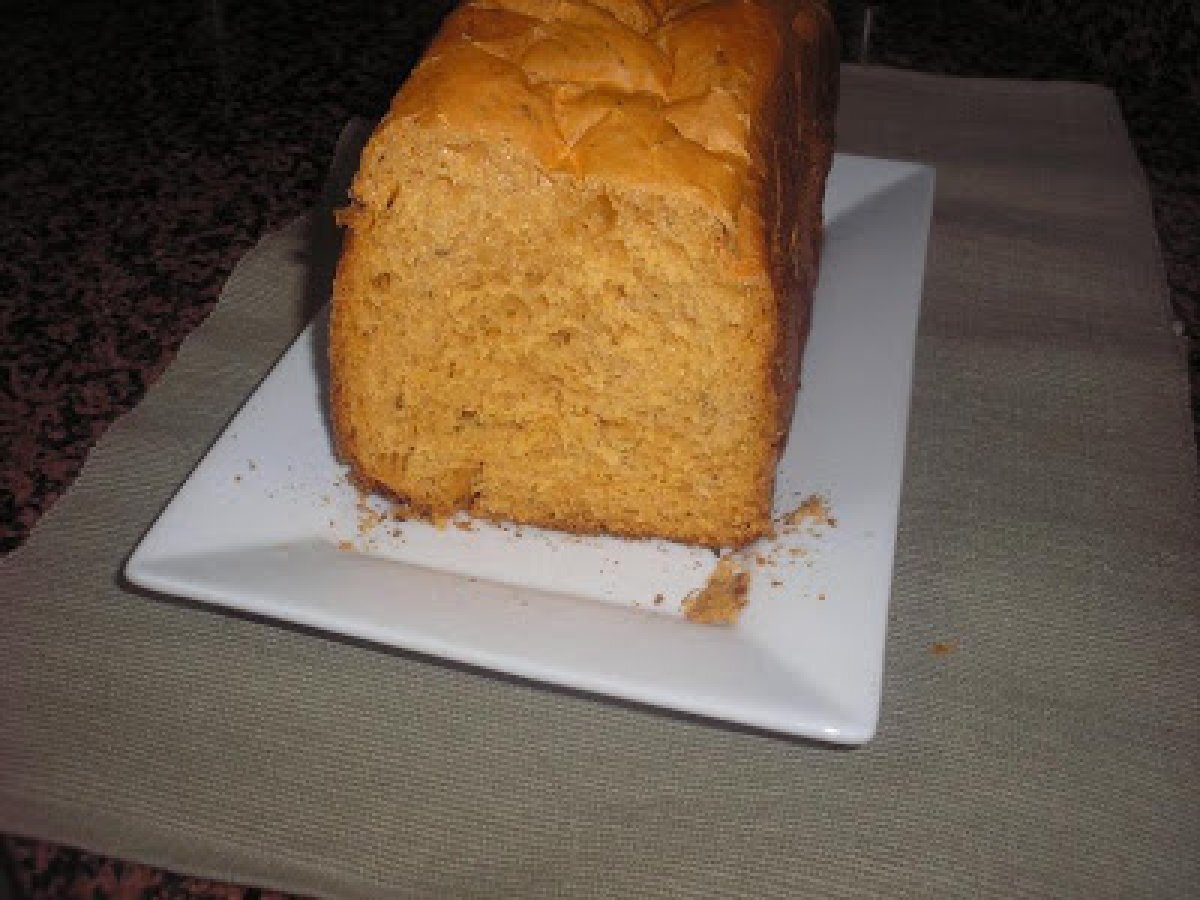 Receta de pan de tomate y parmesano en panificadora