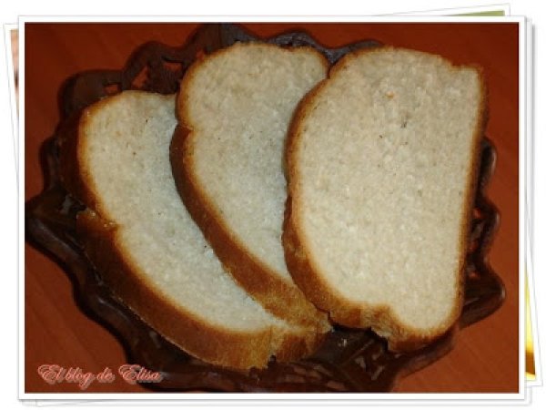 Receta de pan español en la panificadora fácil y rápida