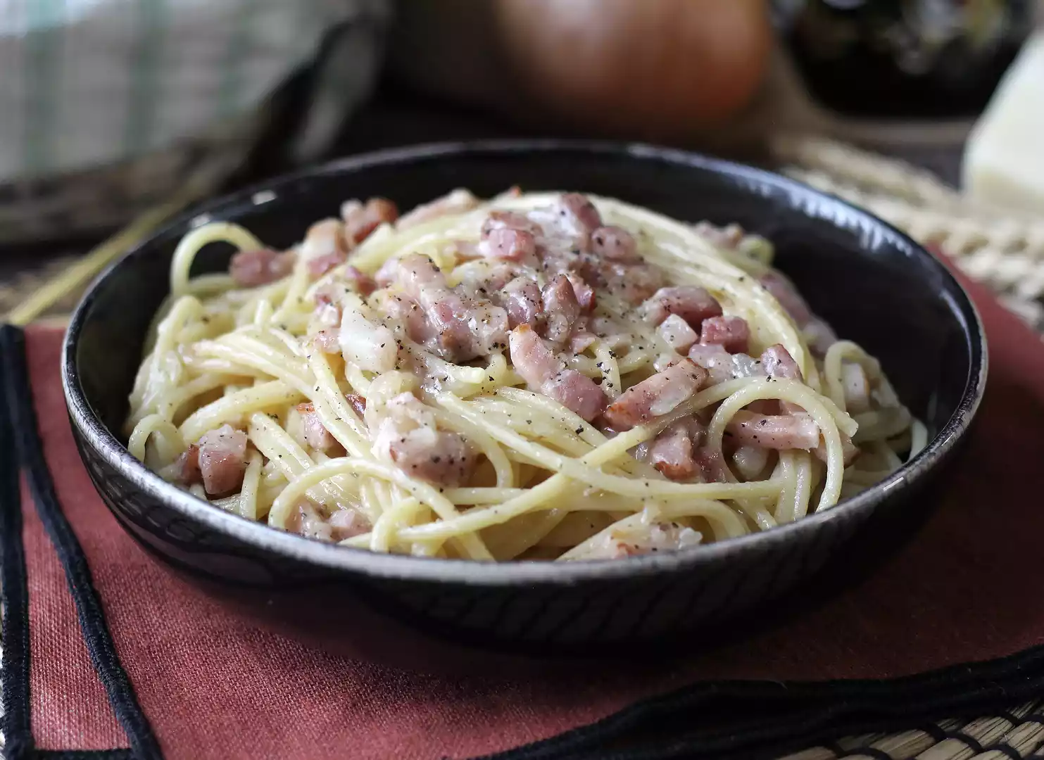 Receta de pasta con bacon: fácil y barata