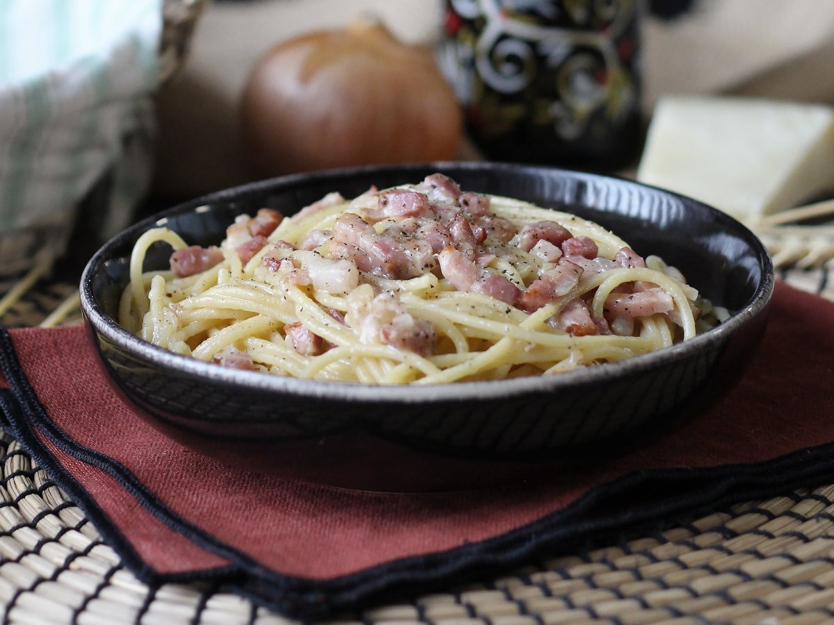 Receta de pasta con bacon: fácil y barata