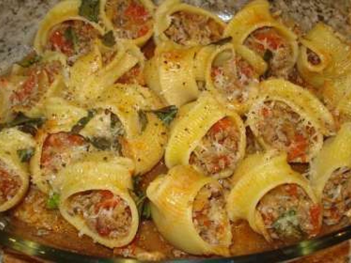 Receta de pasta lumaconi rellena fácil y deliciosa