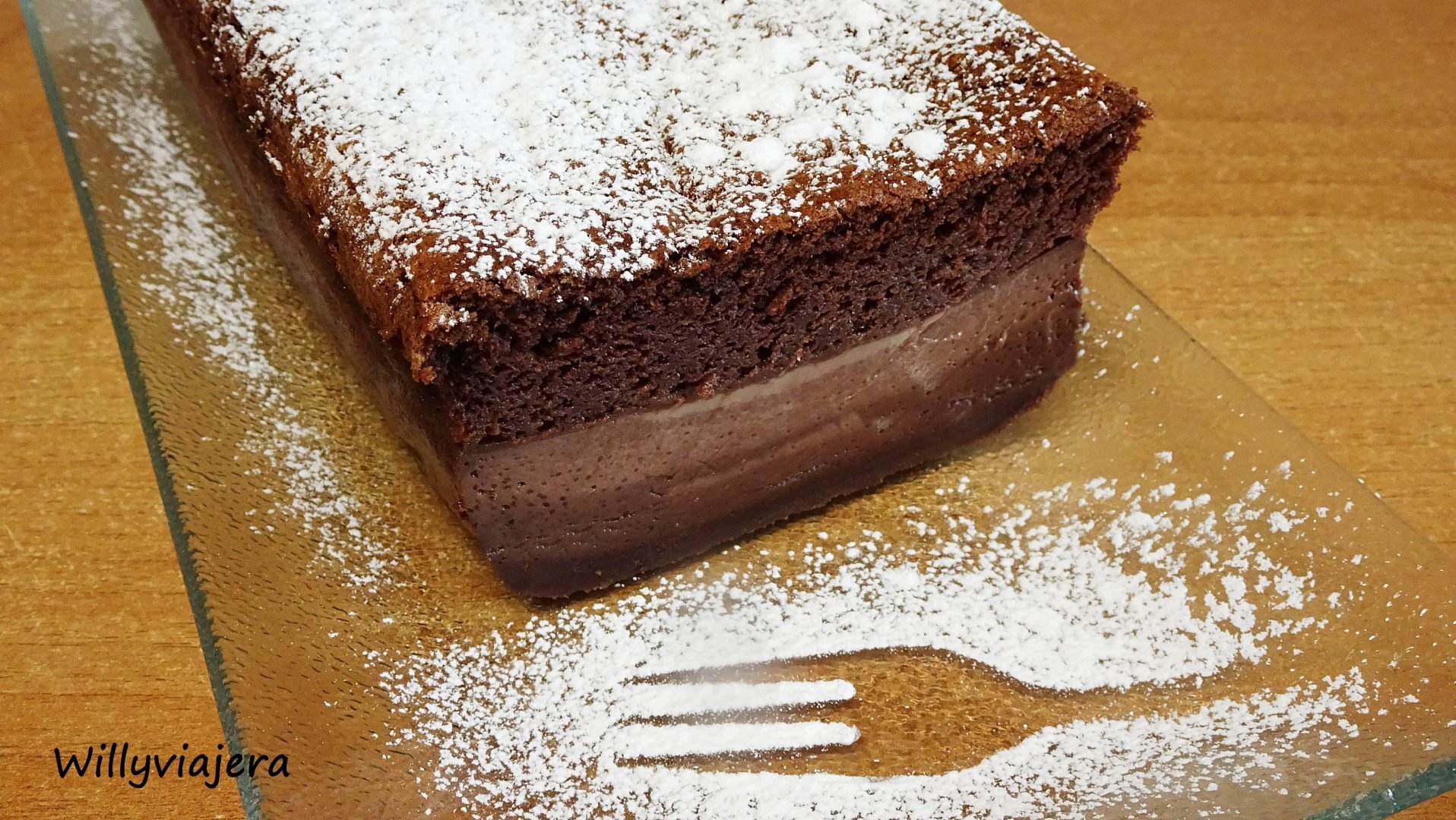 Receta de pastel mágico o inteligente de chocolate