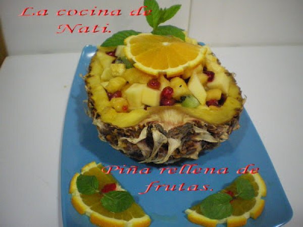 Receta de piña rellena de frutas fácil y deliciosa