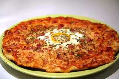 Receta de pizza bismarck