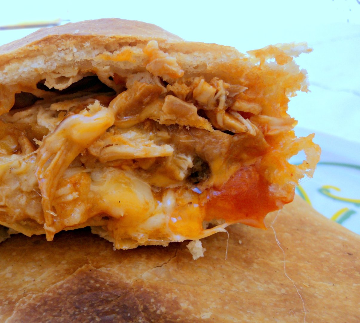 Receta de pizza calzone de pollo fácil y deliciosa