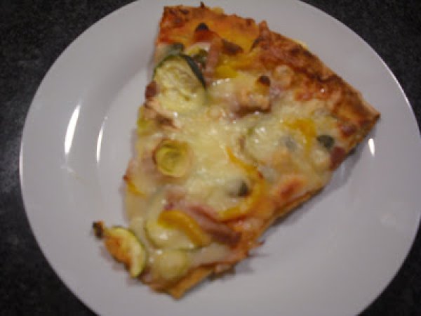 Receta de pizza de restos fácil y deliciosa