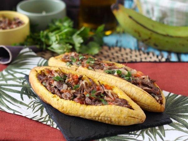 Receta: plátanos rellenos de carne y queso rallado