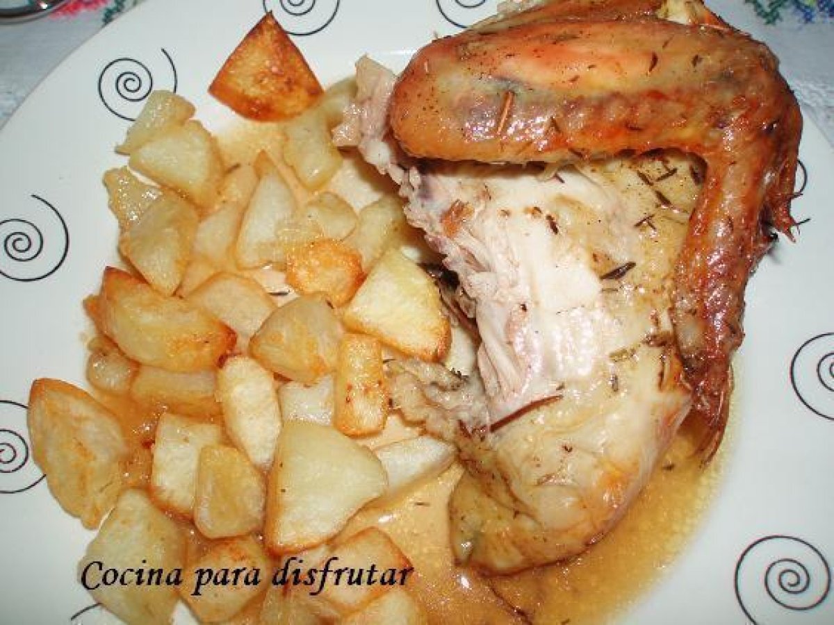 Receta de pollo asado o a l'ast fácil y deliciosa
