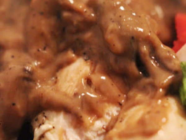 Receta de pollo con salsa de hongos y coco