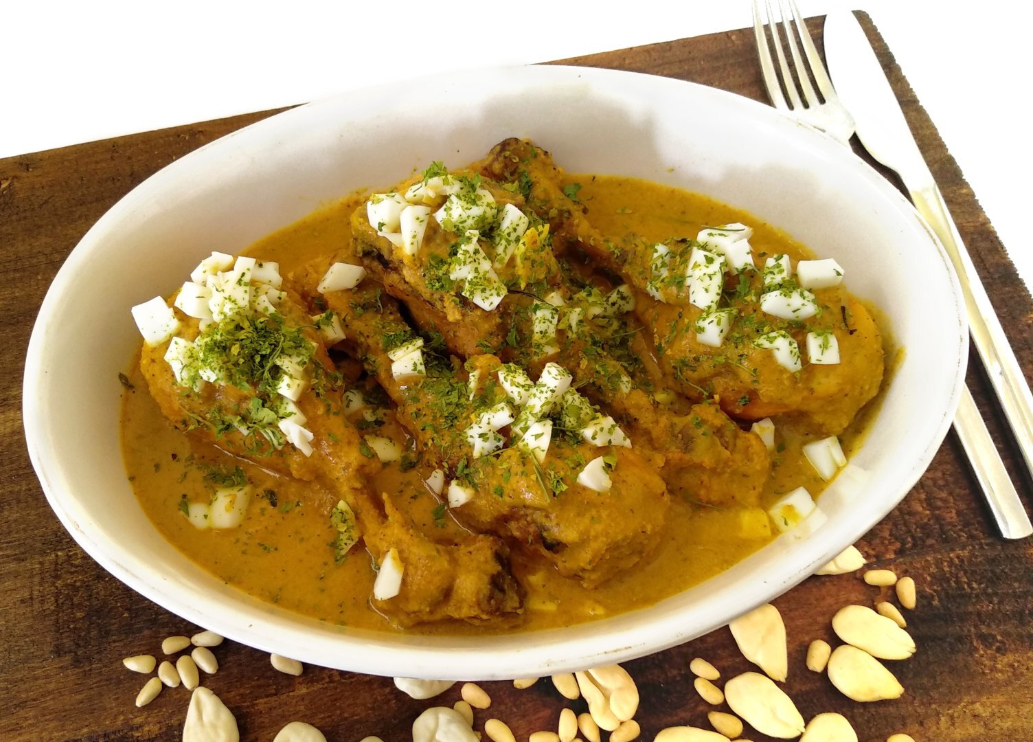 Pollo en pepitoria: receta tradicional española fácil