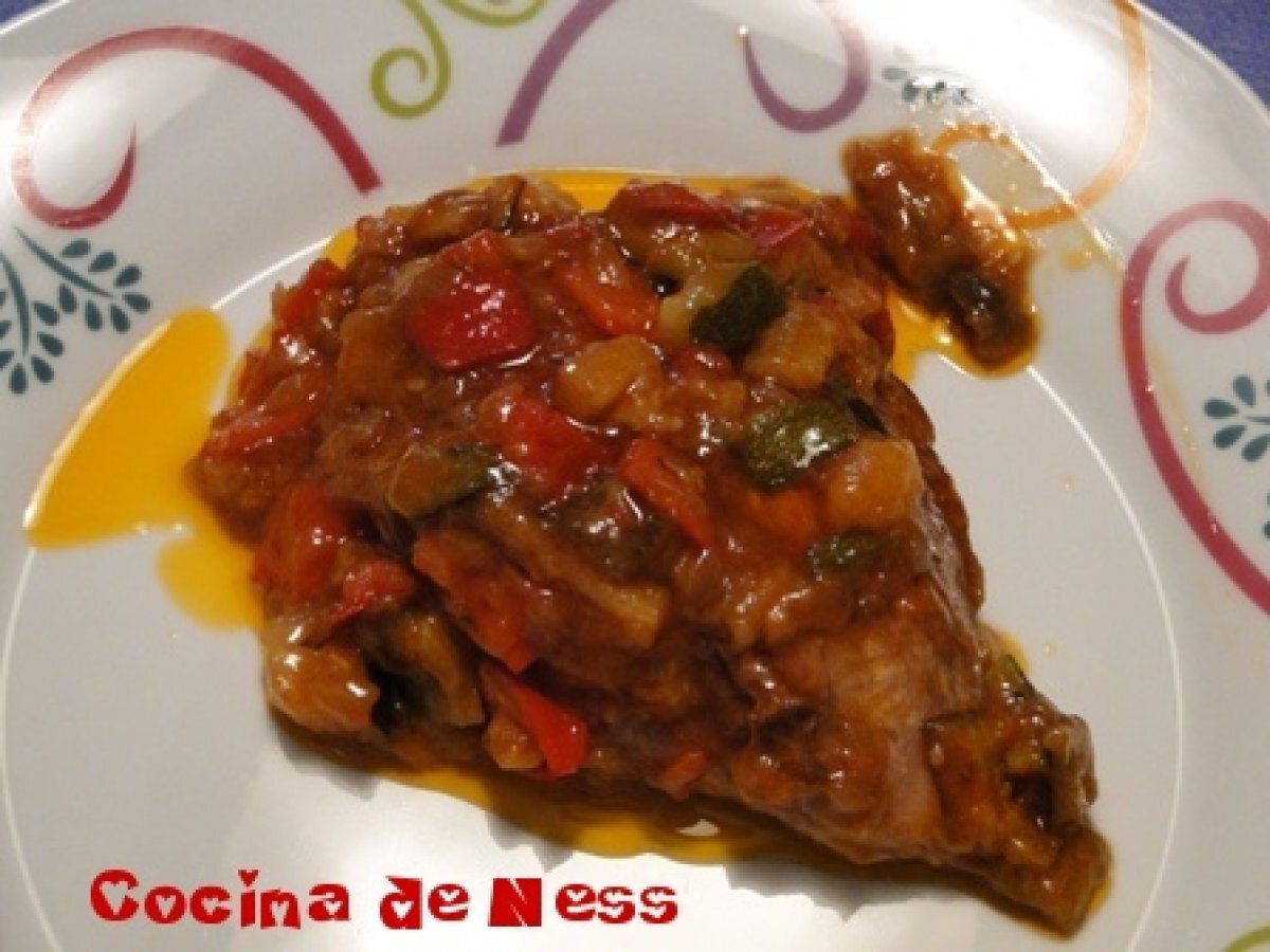 Receta de pollo/conejo con samfaina típica catalana