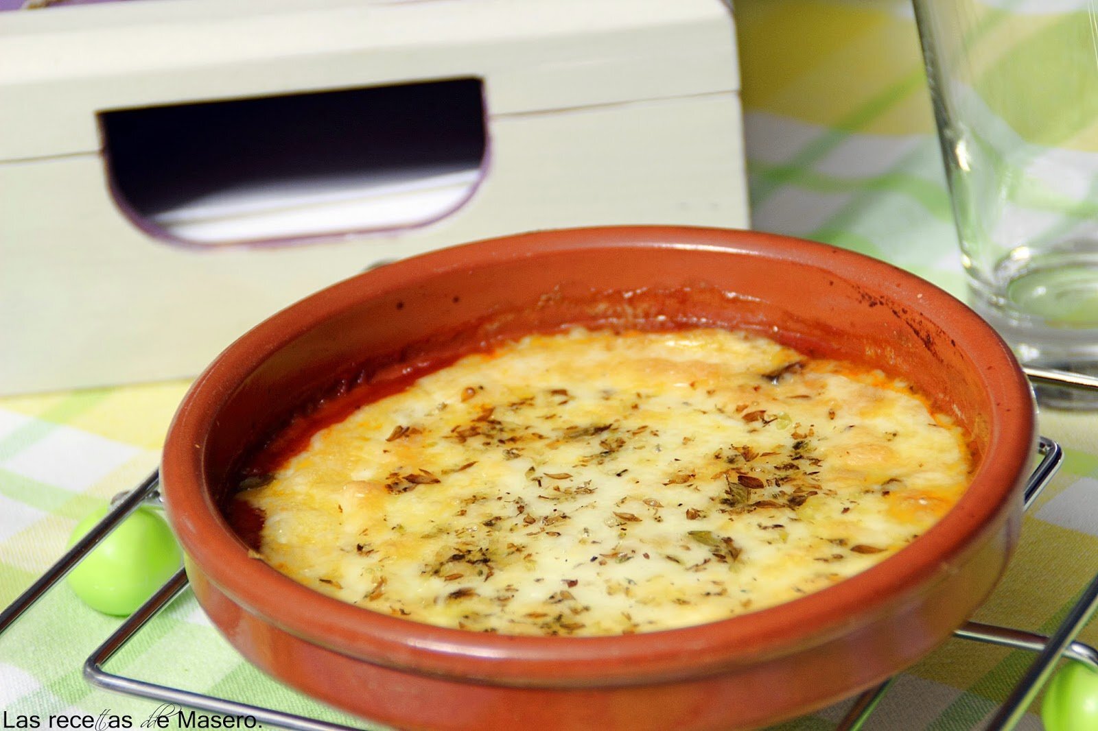 Receta de provoleta con tomate y orégano fácil y deliciosa