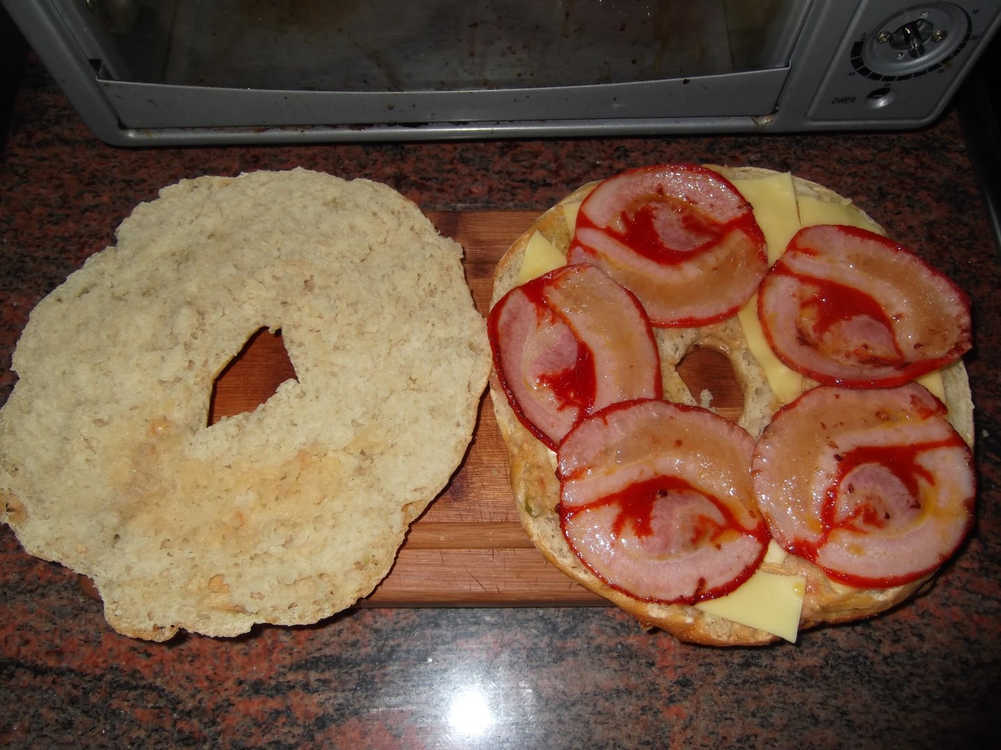 Receta de rosca de pan rellena fácil y deliciosa