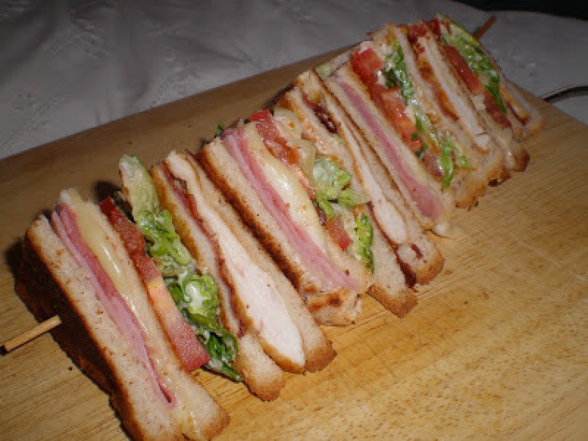 Receta del sándwich club del vips