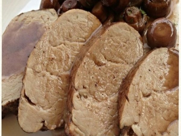 Receta de solomillo de cerdo asado al vino tinto