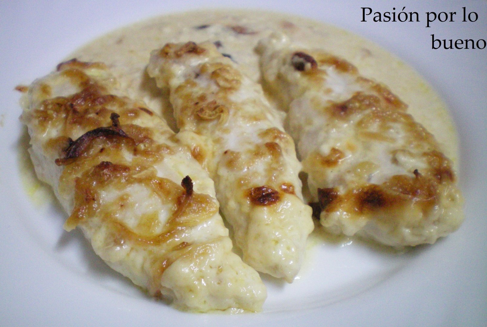 Receta de solomillos de pollo a la crema fácil y deliciosa
