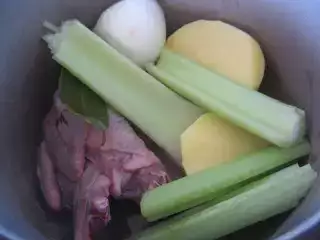 Receta de sopa de codorniz fácil y deliciosa