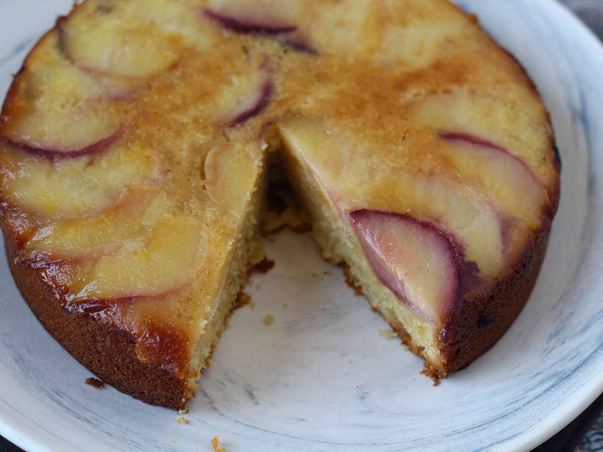 Tarta de melocotón suave y esponjosa - Receta Petitchef