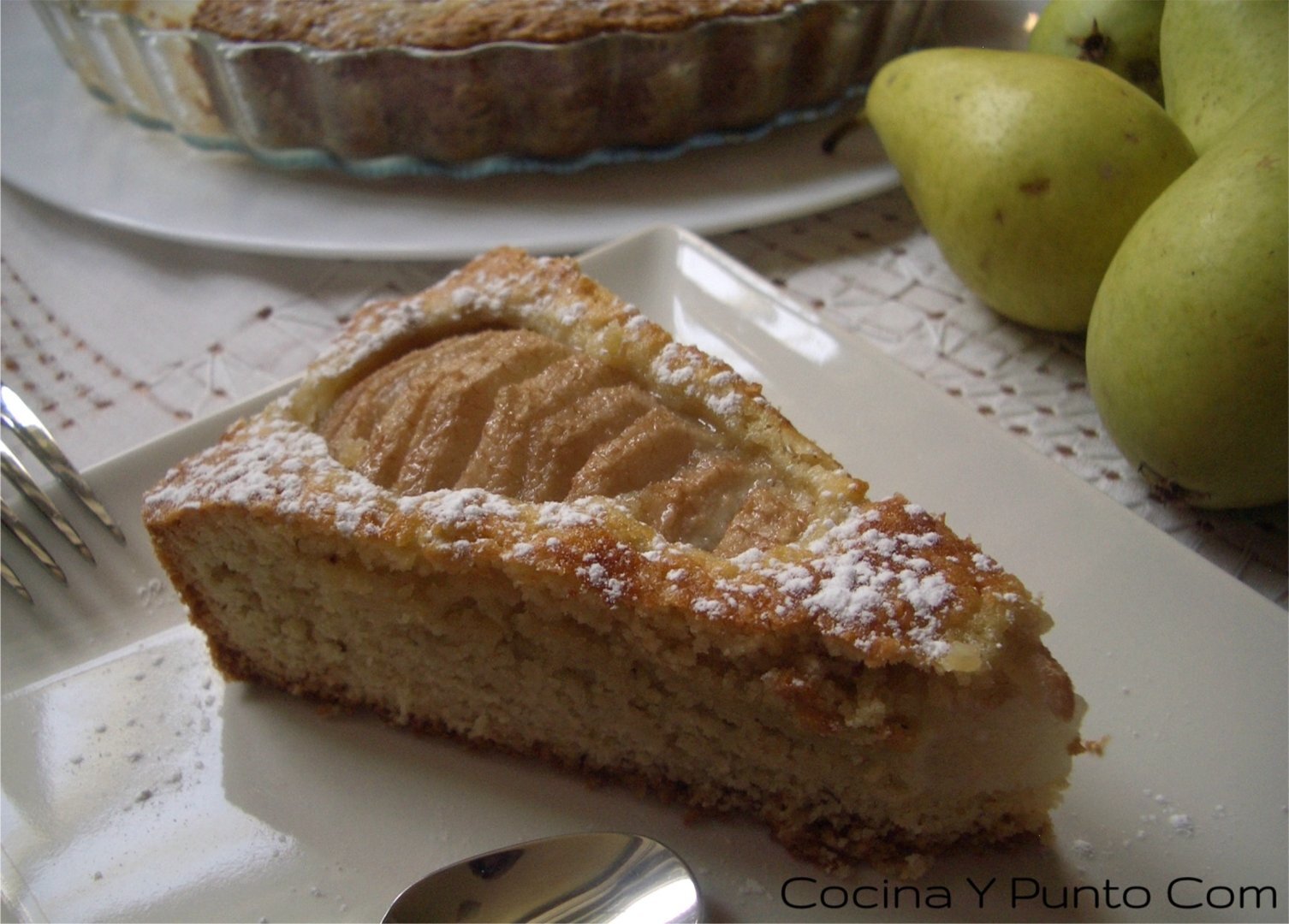 Tarta de peras con almendras, sencilla - Receta Petitchef