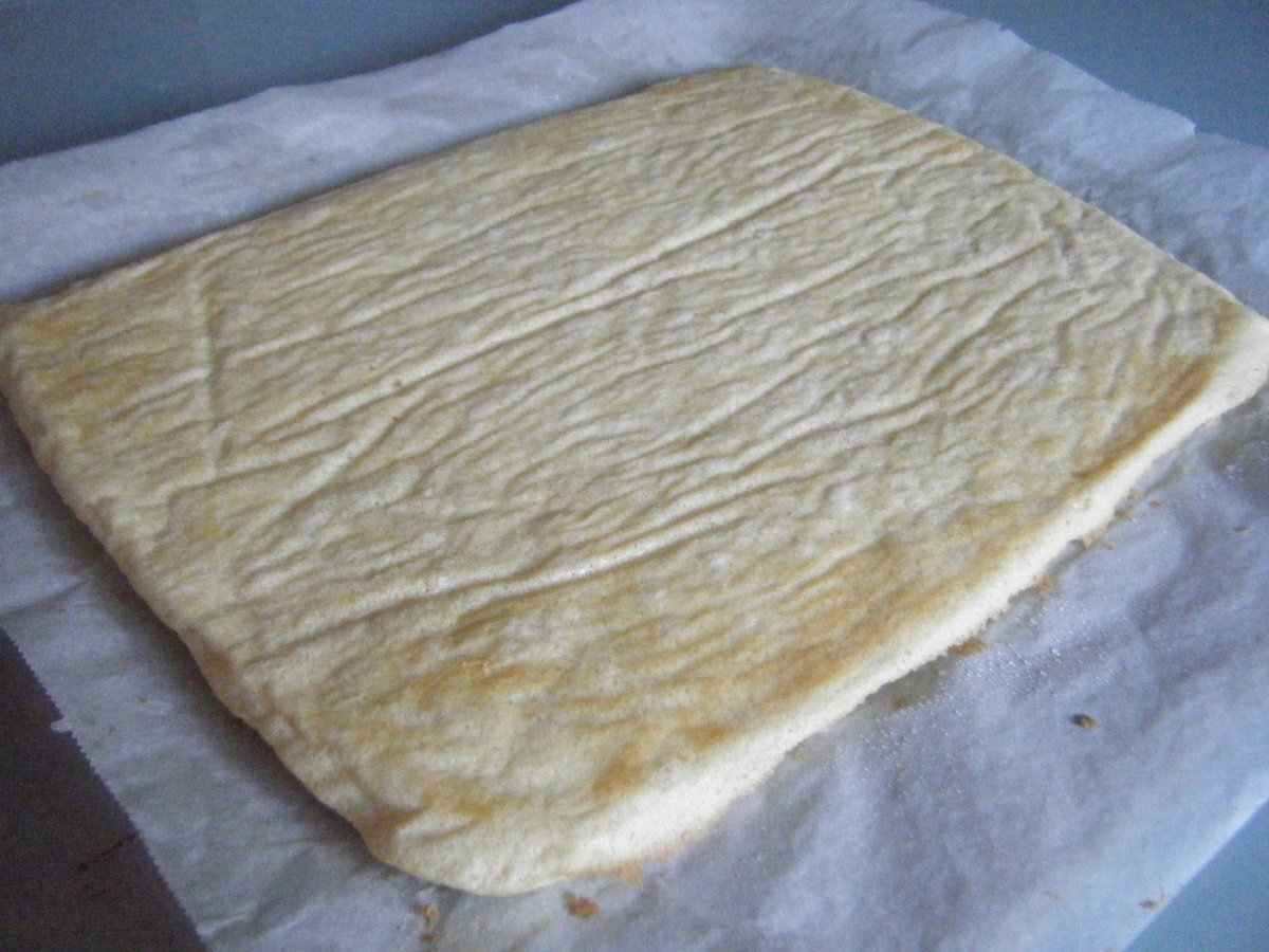 Receta de tarta rayada de trufa y chocolate