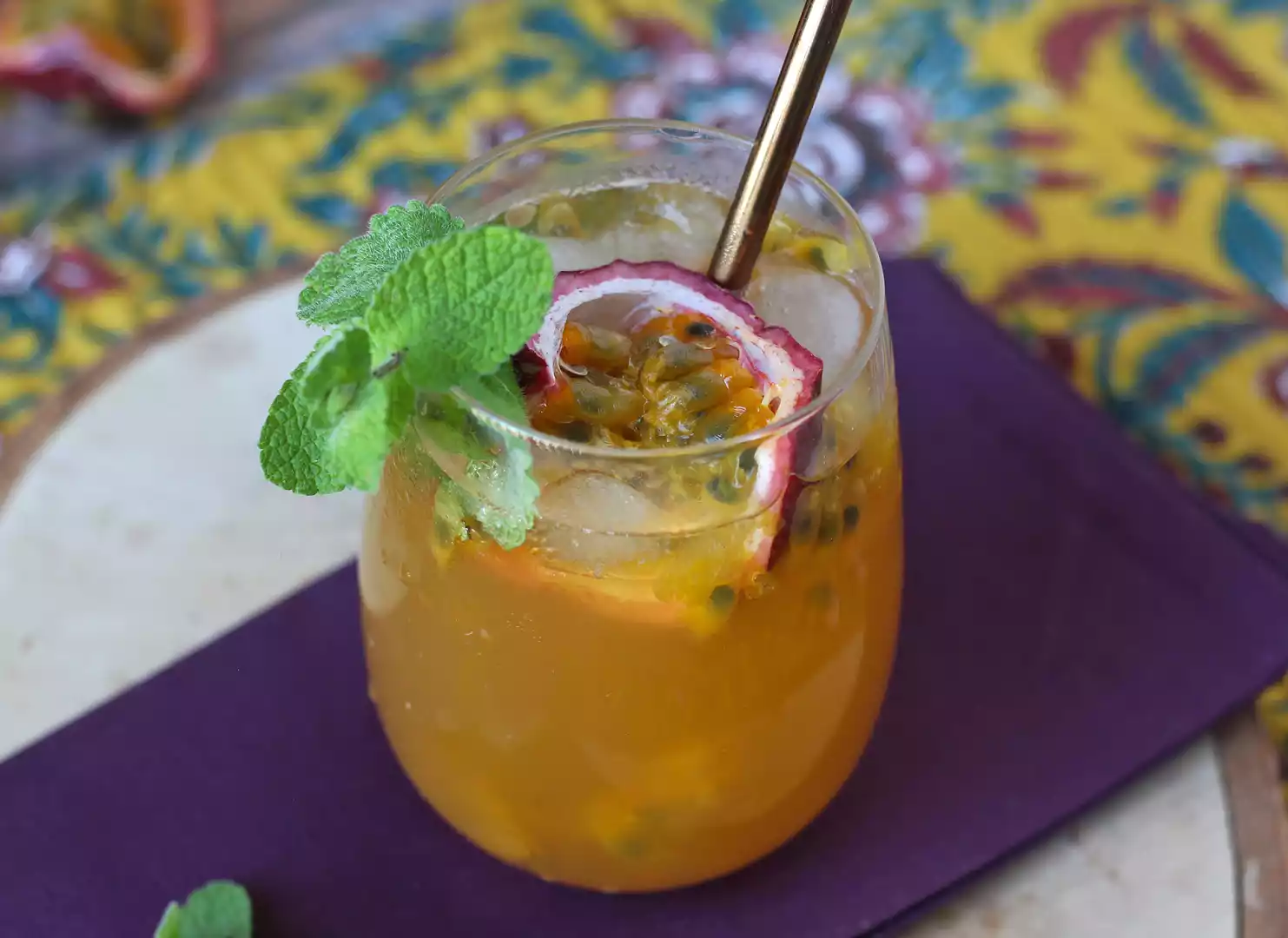 Té helado de fruta de la pasión, la bebida perfecta para el verano