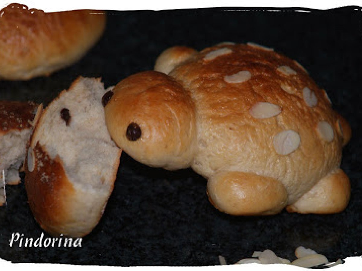 Tortuga dulce y panecillos de pan dulce receta fácil